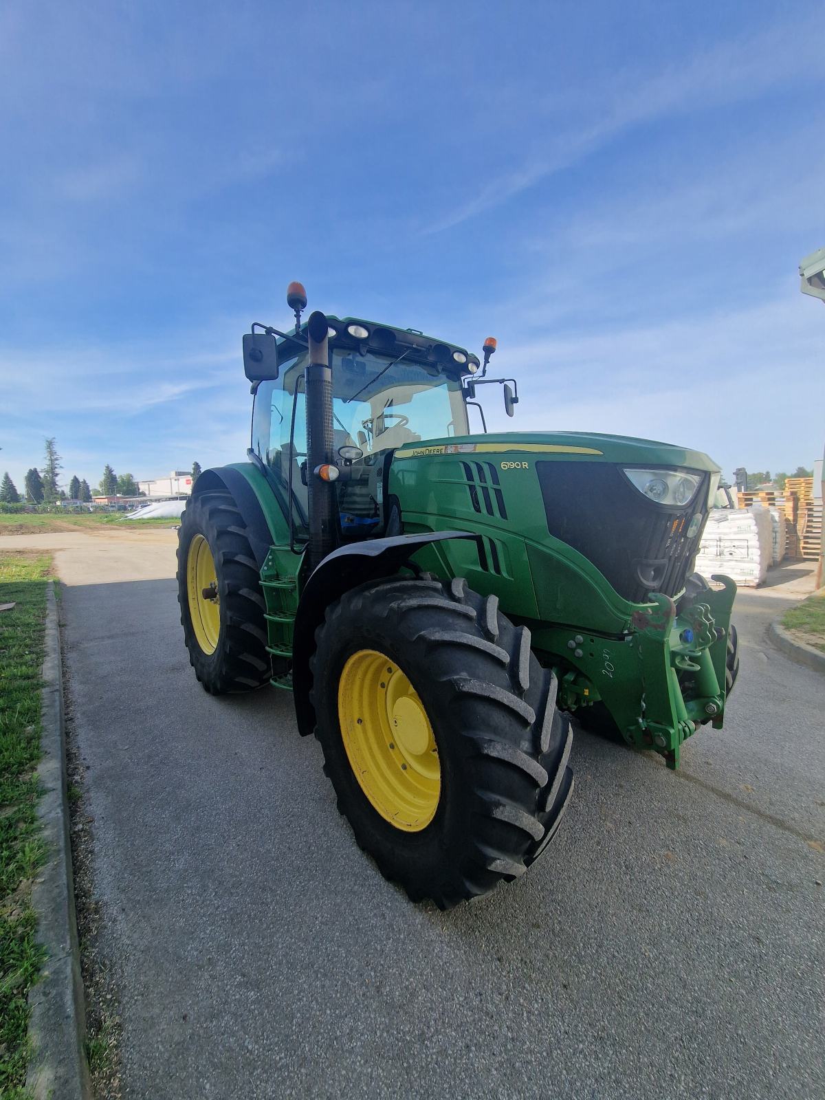 John Deere 6190R