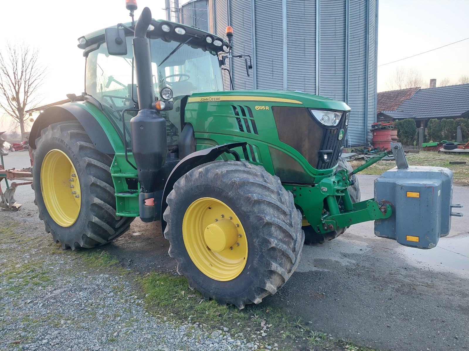 John deere 6195R