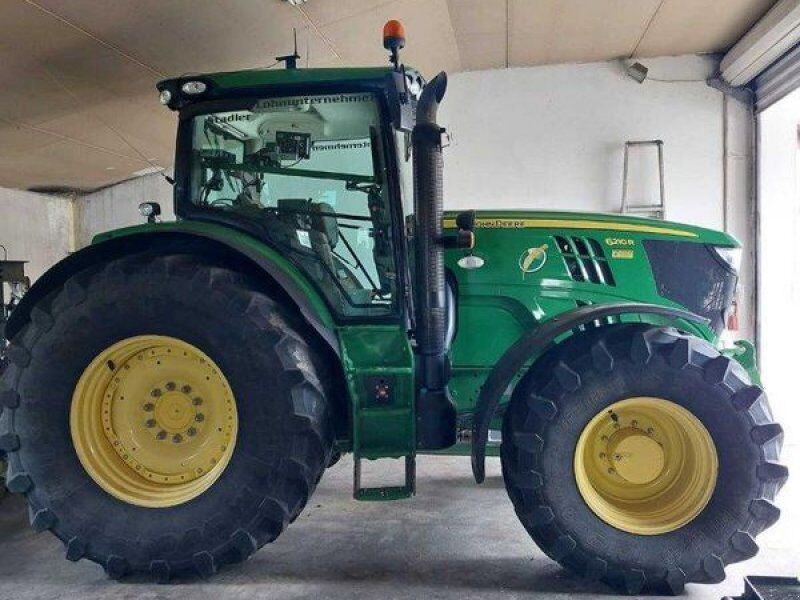 John Deere 6210 R