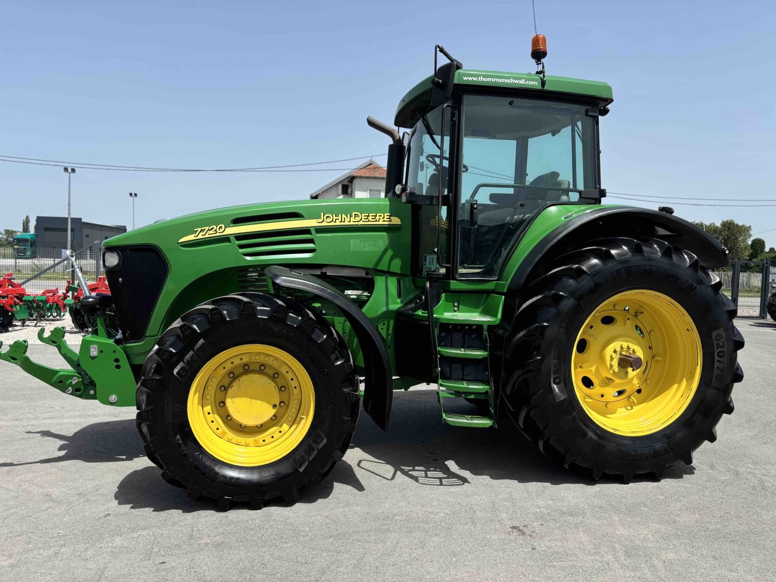 John Deere 7720