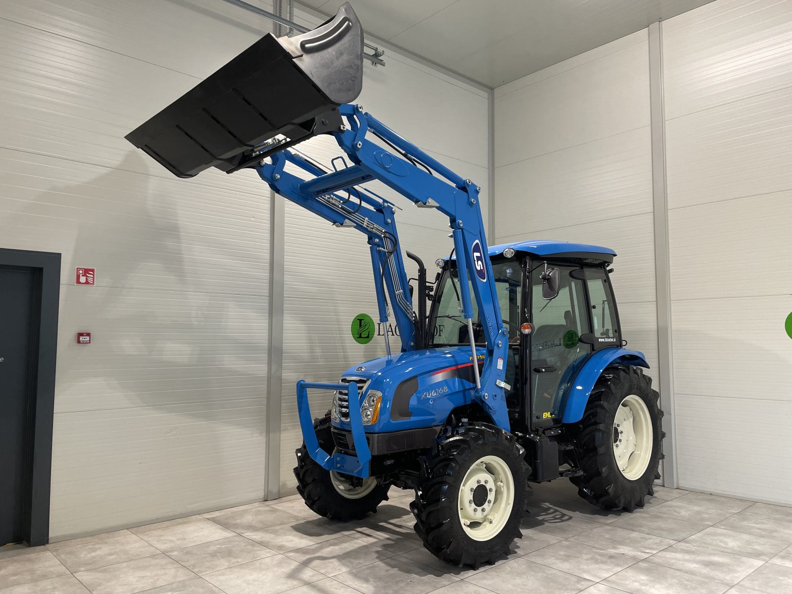 LS Traktor XU6168 PST + EHL I PREDNJI UTOVARIVAČ