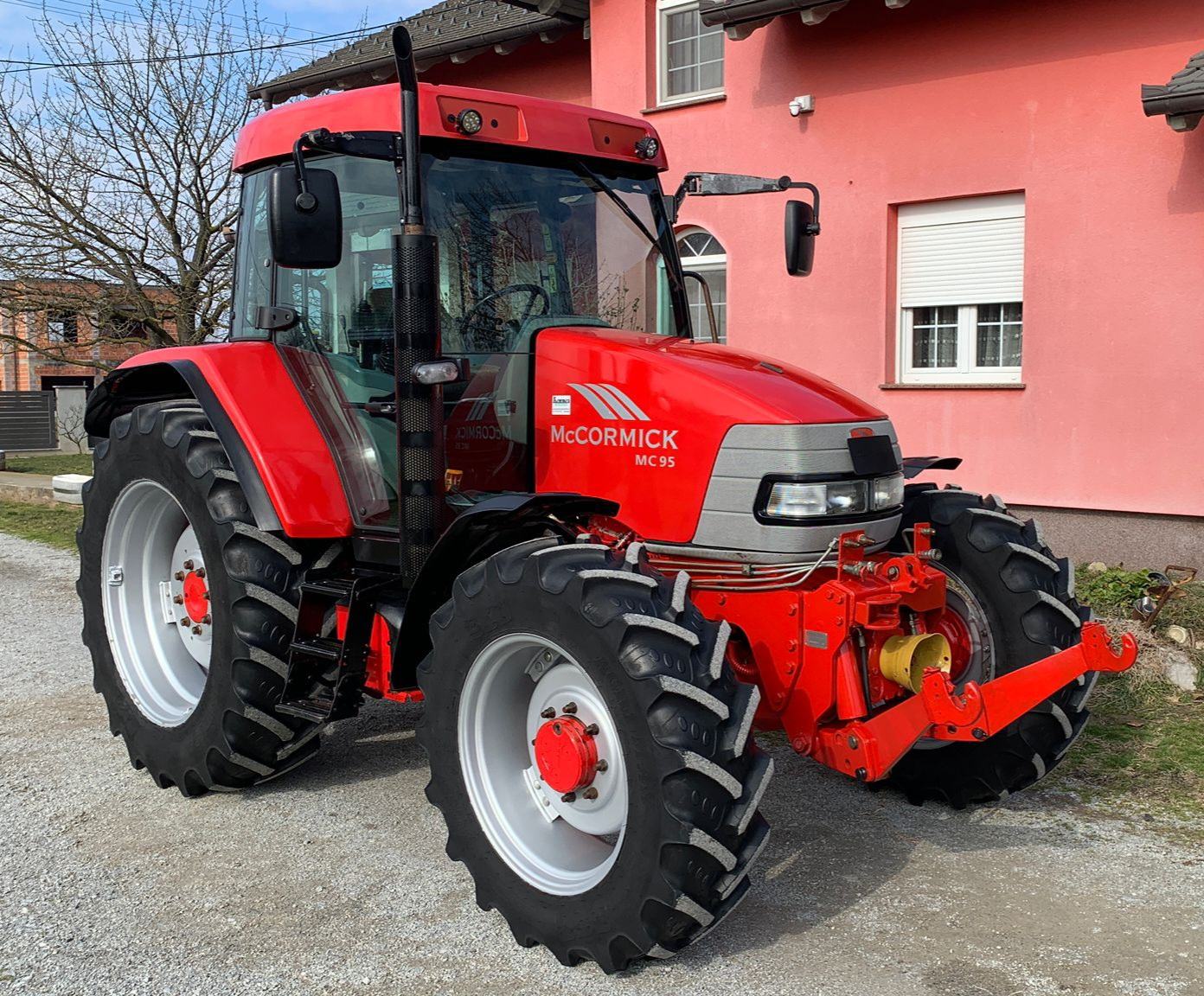 McCormick MC95,2005.GOD,KLIMA,40KM/H PRED.HID+KARDAN KAO NOV