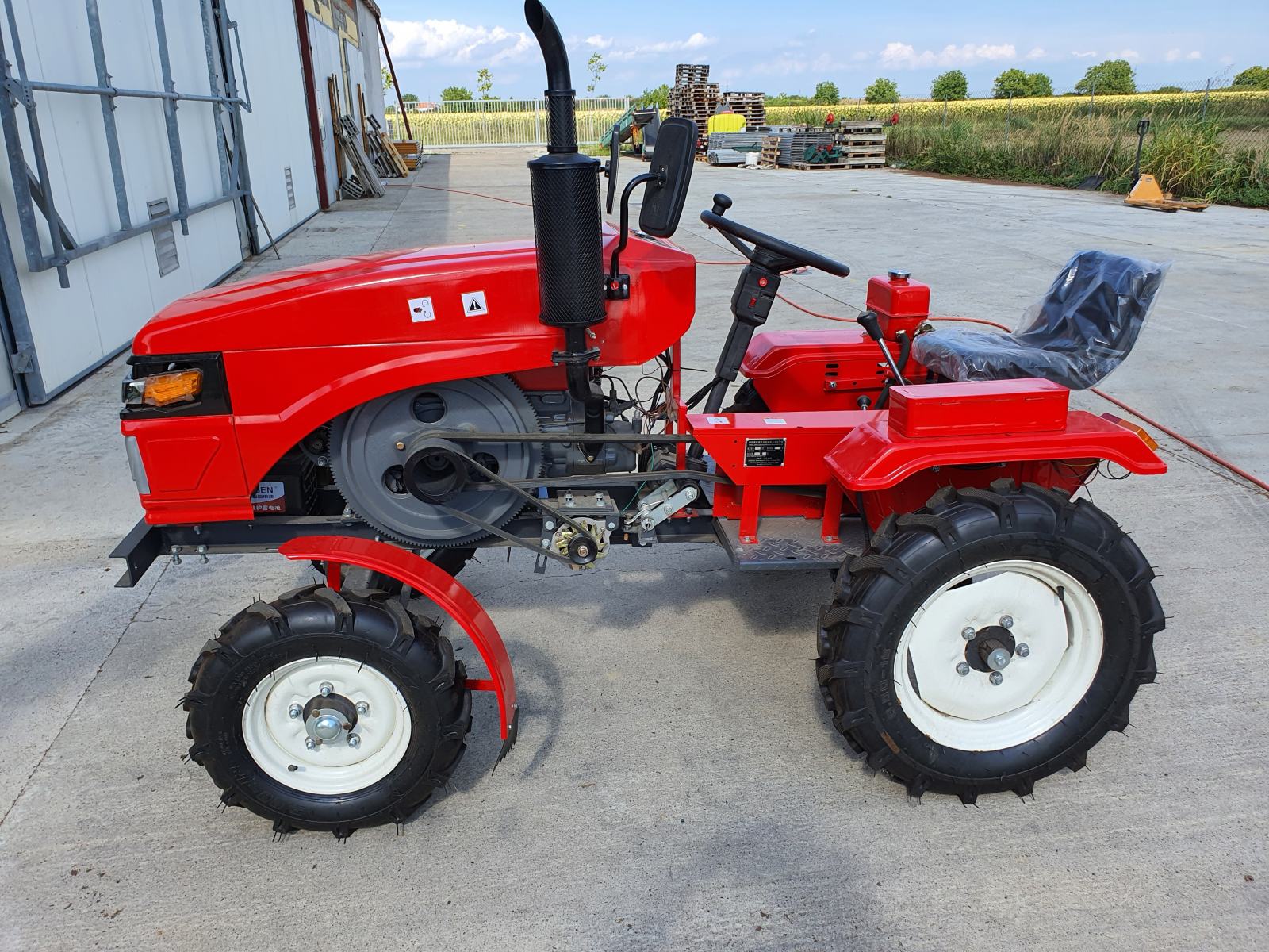 MINI TRAKTOR