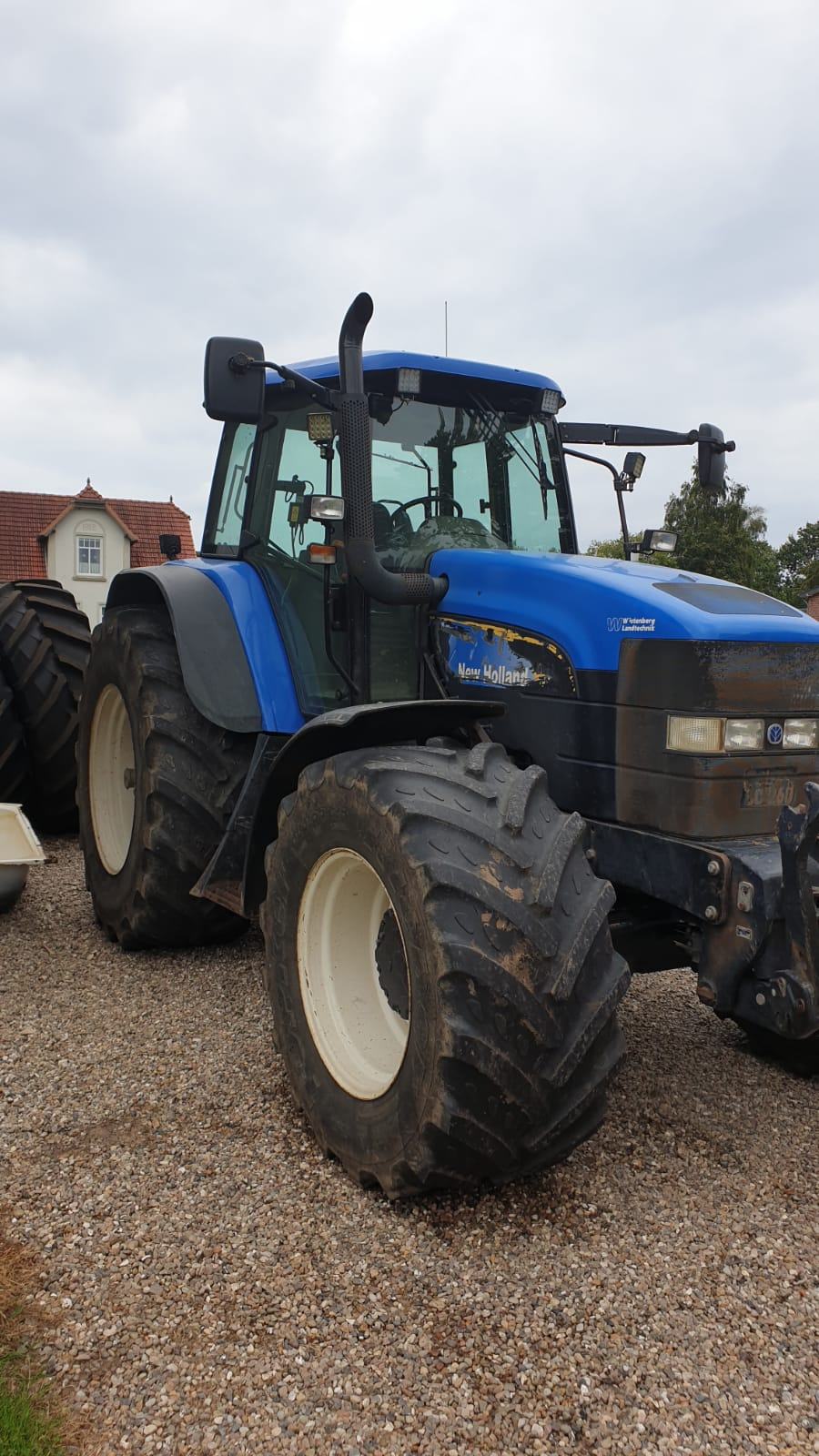 New Holland TM 190