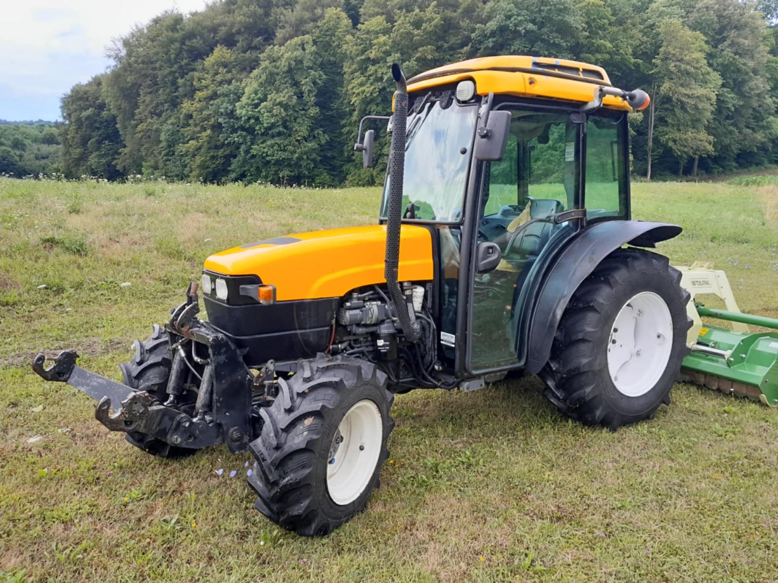 NEW HOLLAND TN 75 N GOD 2000
