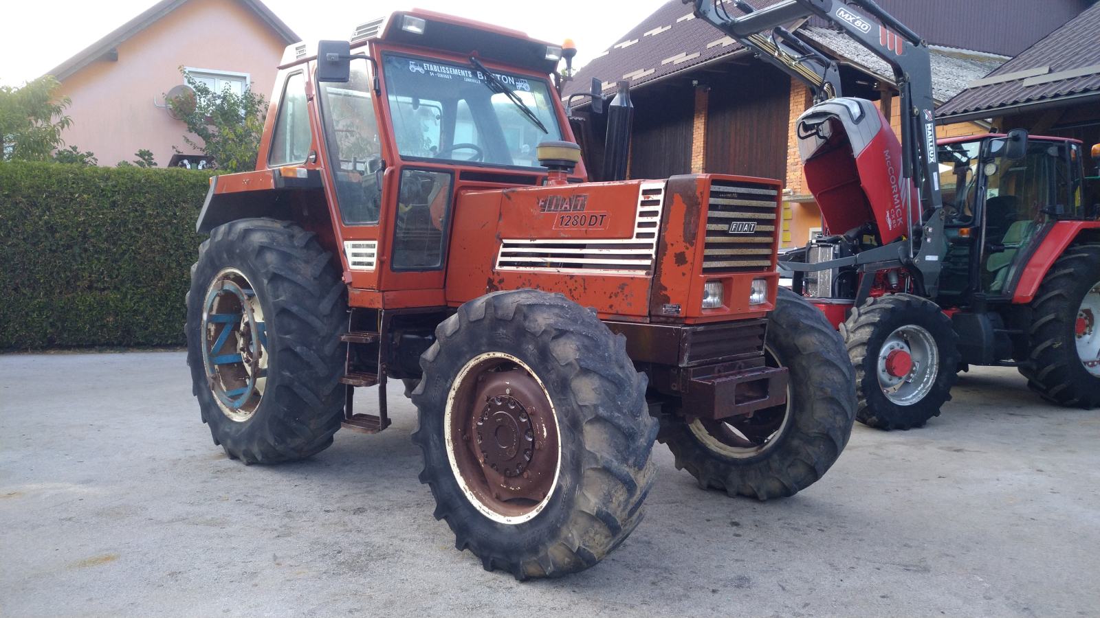 PRODAM TRAKTOR FIAT 1280 DT - 128 konja - 35 KM/H - POVOLJNO