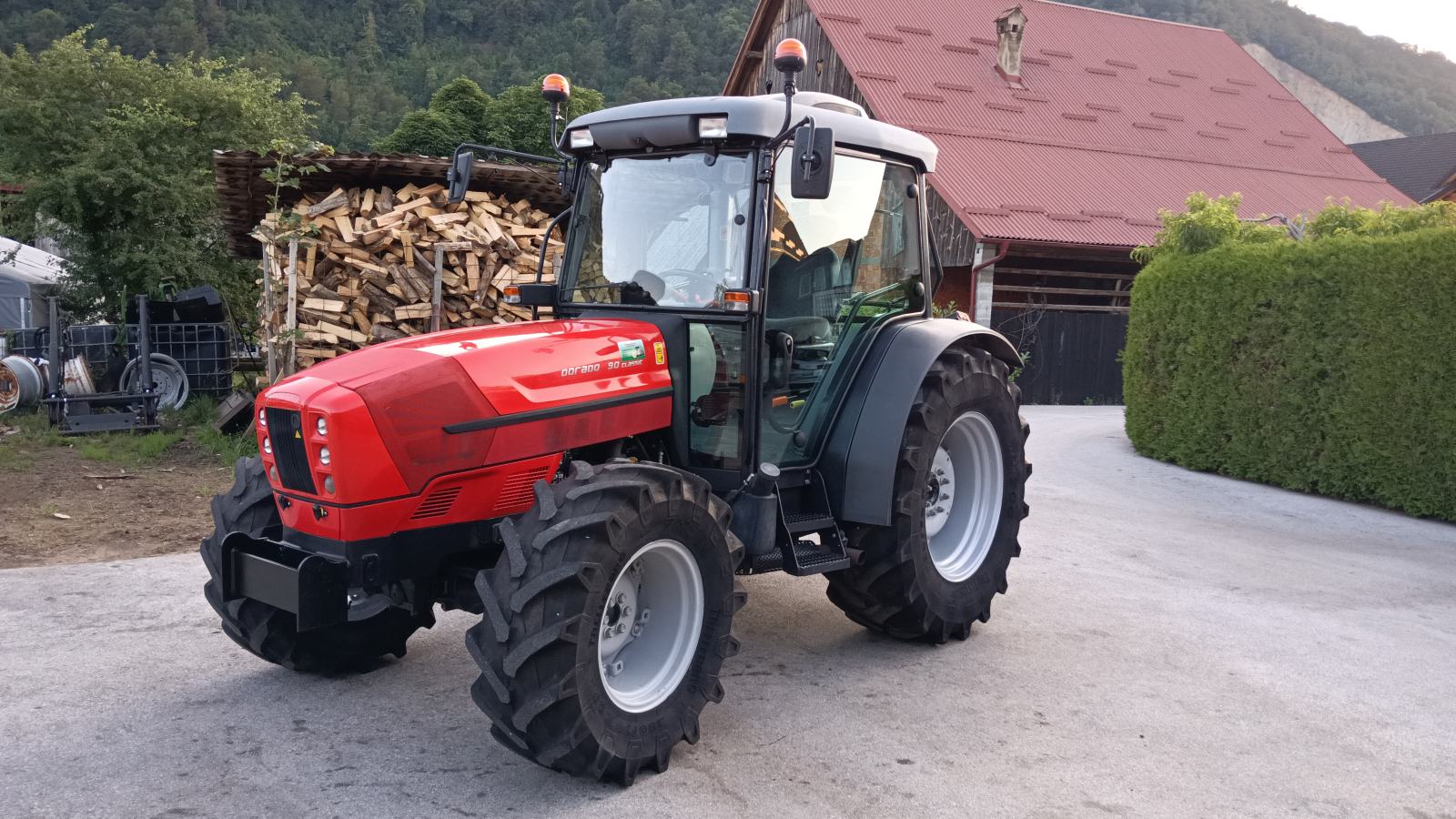 PRODAM TRAKTOR SAME DORADO 3.90 - 45 KM/H - KLIMA - TOP STANJE