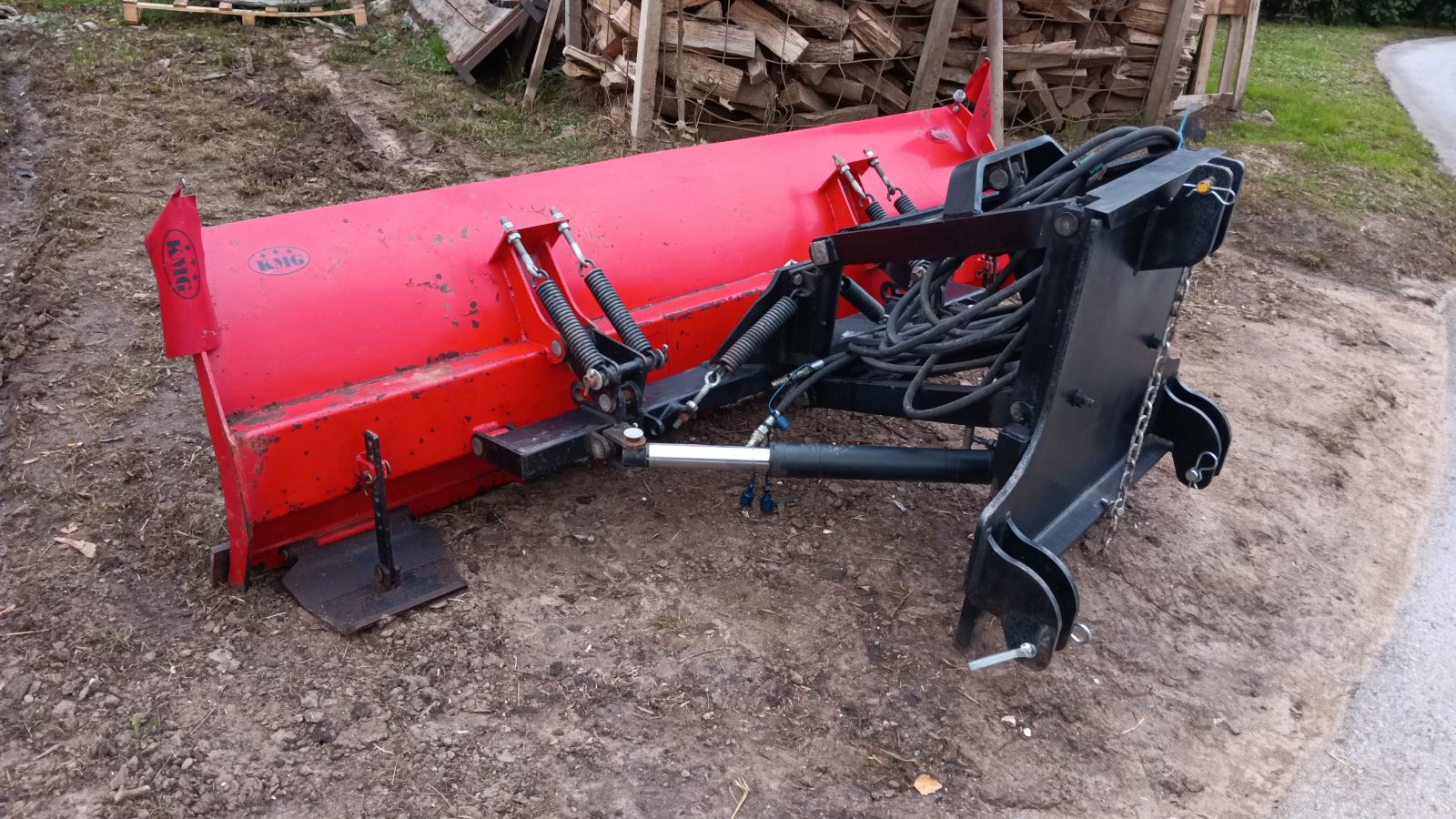 RALICA - PLUG ZA SNJEG KMG Podlehnik - HIDRAVLJIČNI - ŠIRINA 250 CM