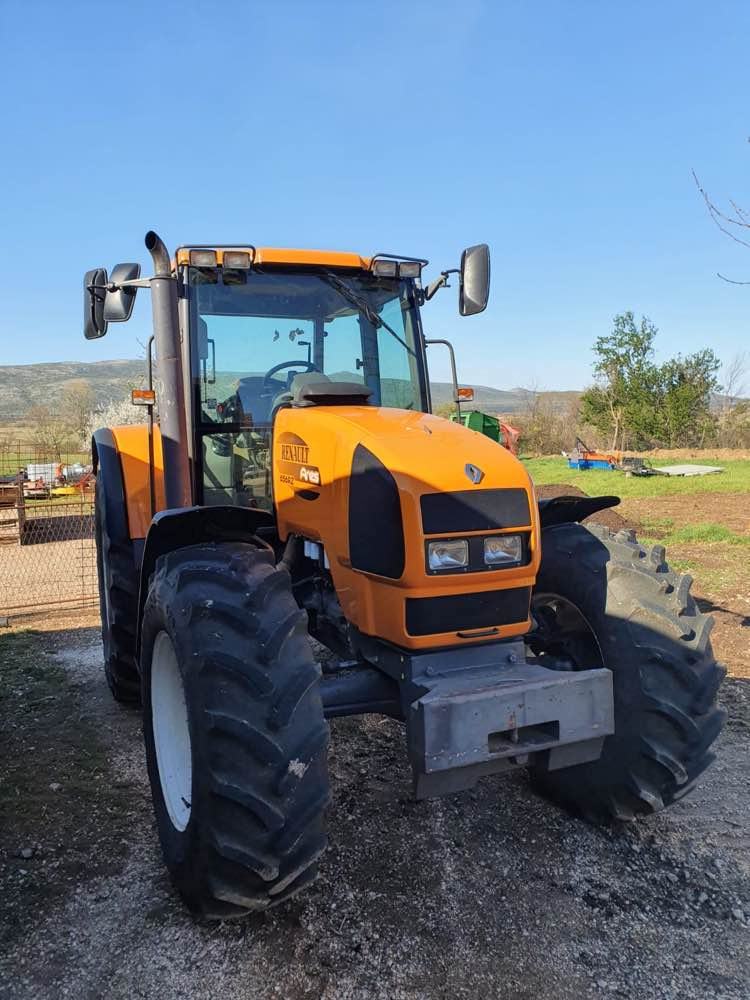 Renault Ares 656 RZ sa Ferri kranskom kosilicom od 6 m