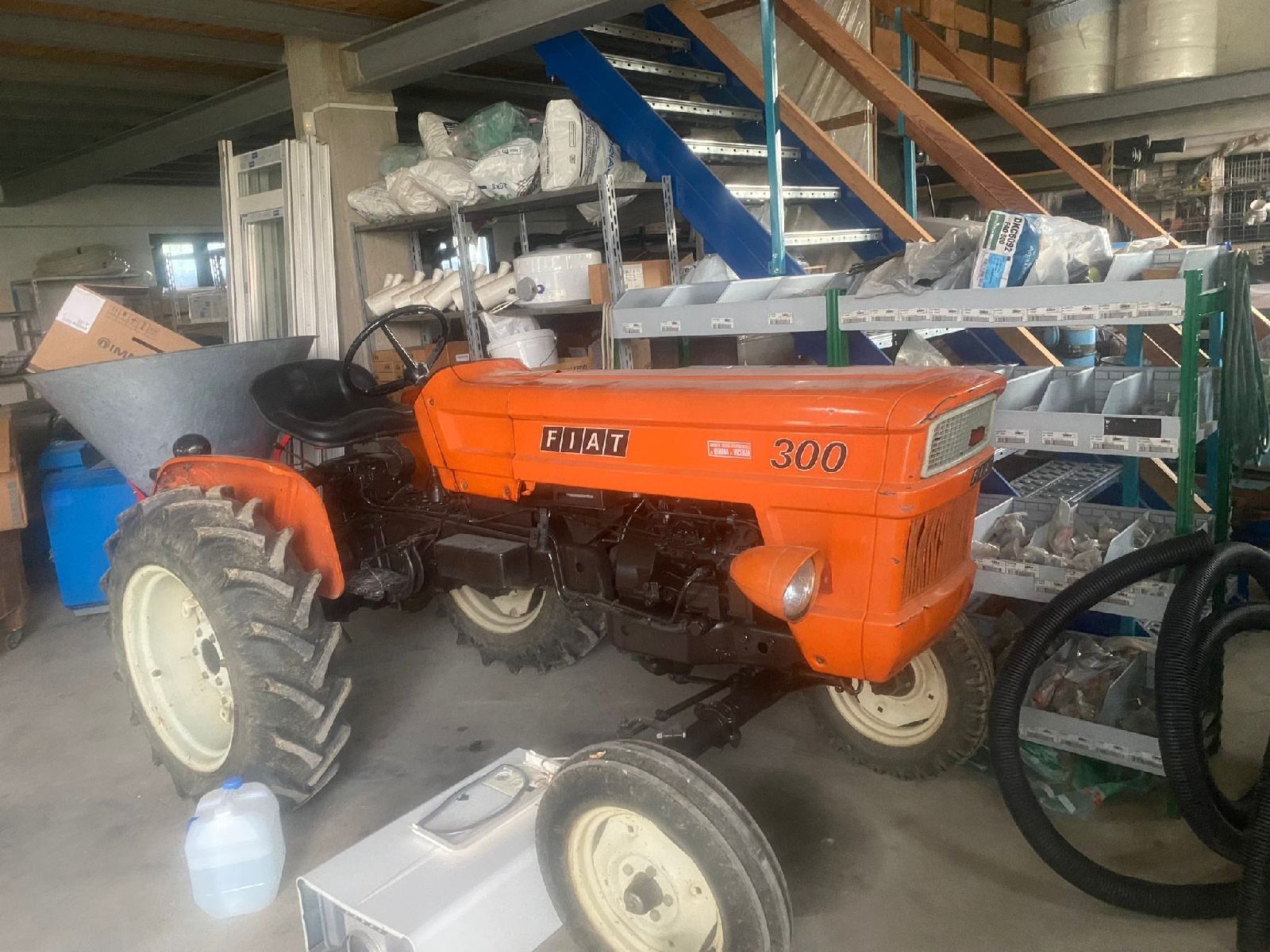 Traktor Fiat 300