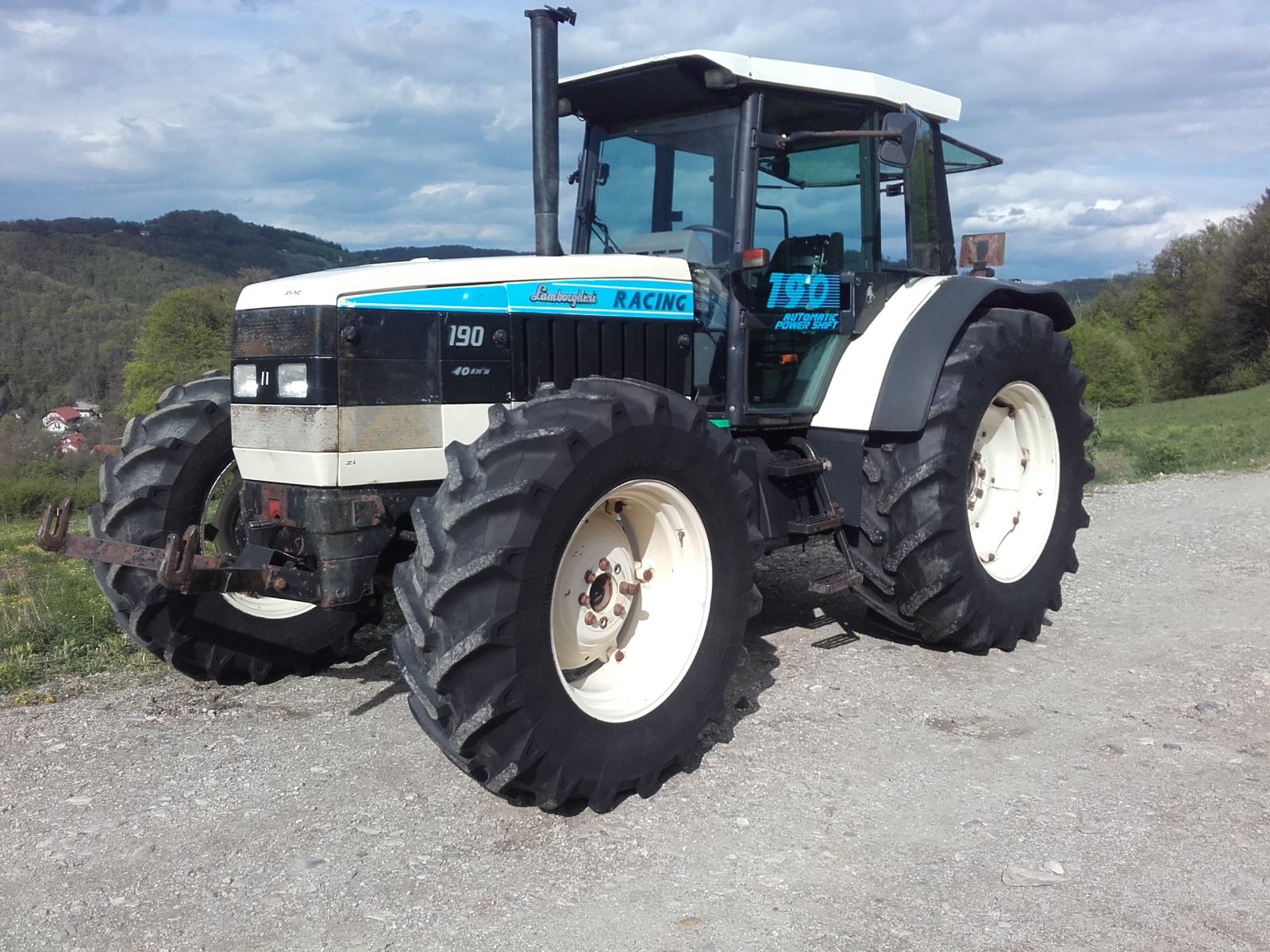 Traktor Lamborghini Racing190