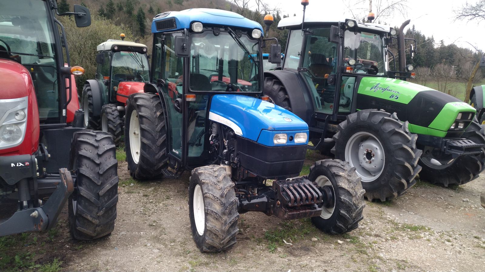 TRAKTOR New Holland TN75FA - 75 KONJEV - KLIMA - 42 KM/H