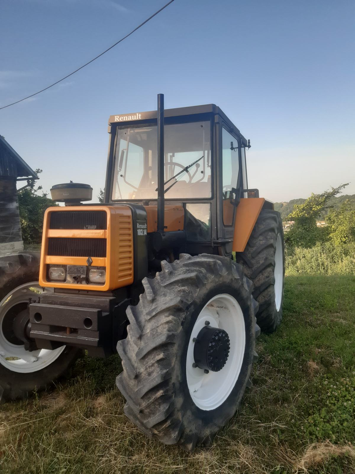 Traktor renault