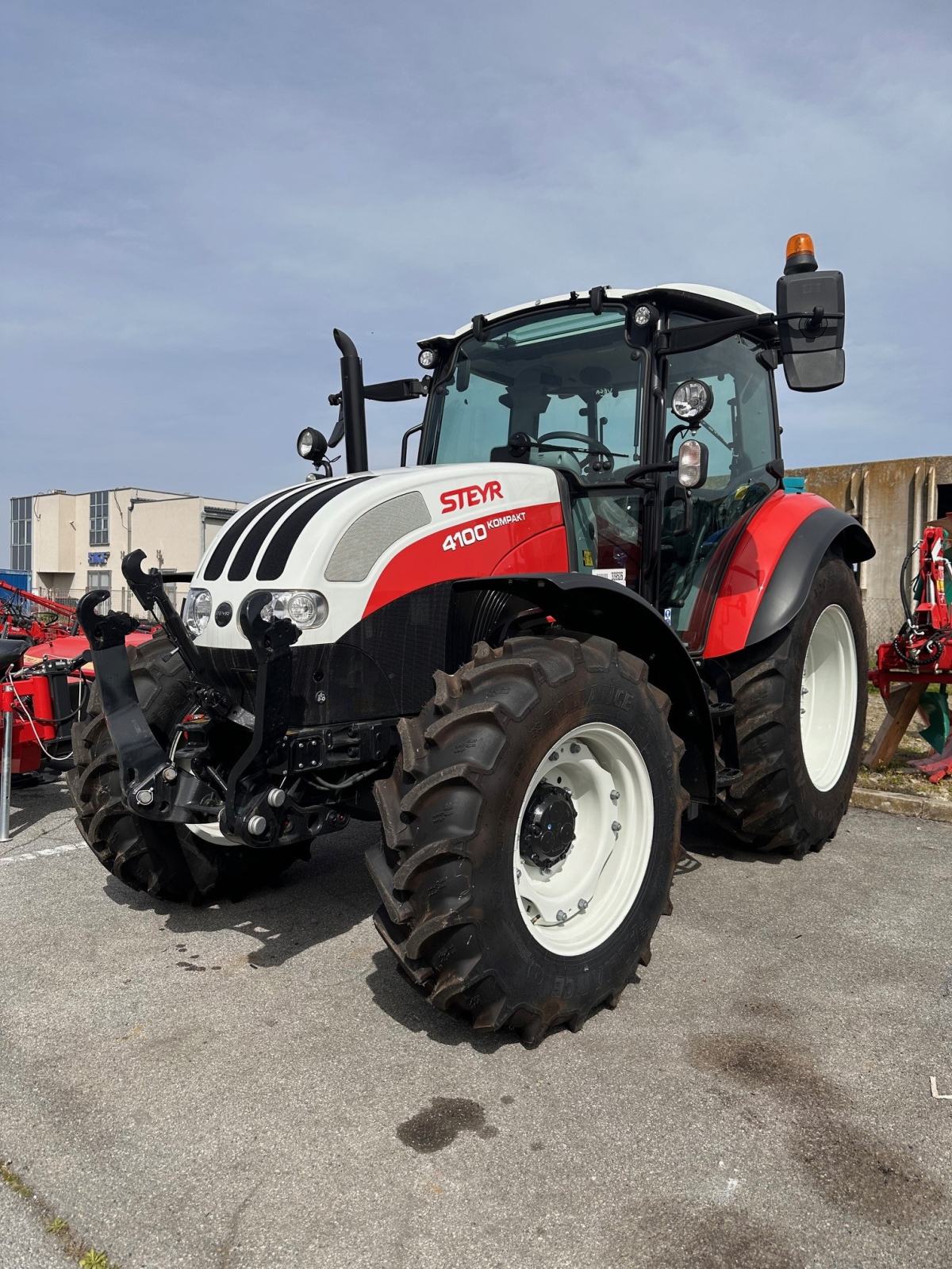 TRAKTOR STEYR KOMPAKT 4100