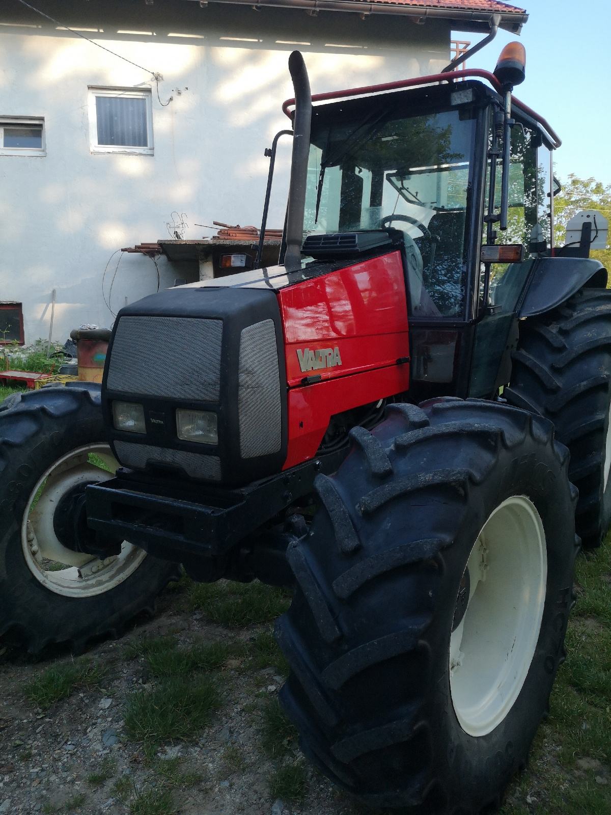 traktor Valtra n 900