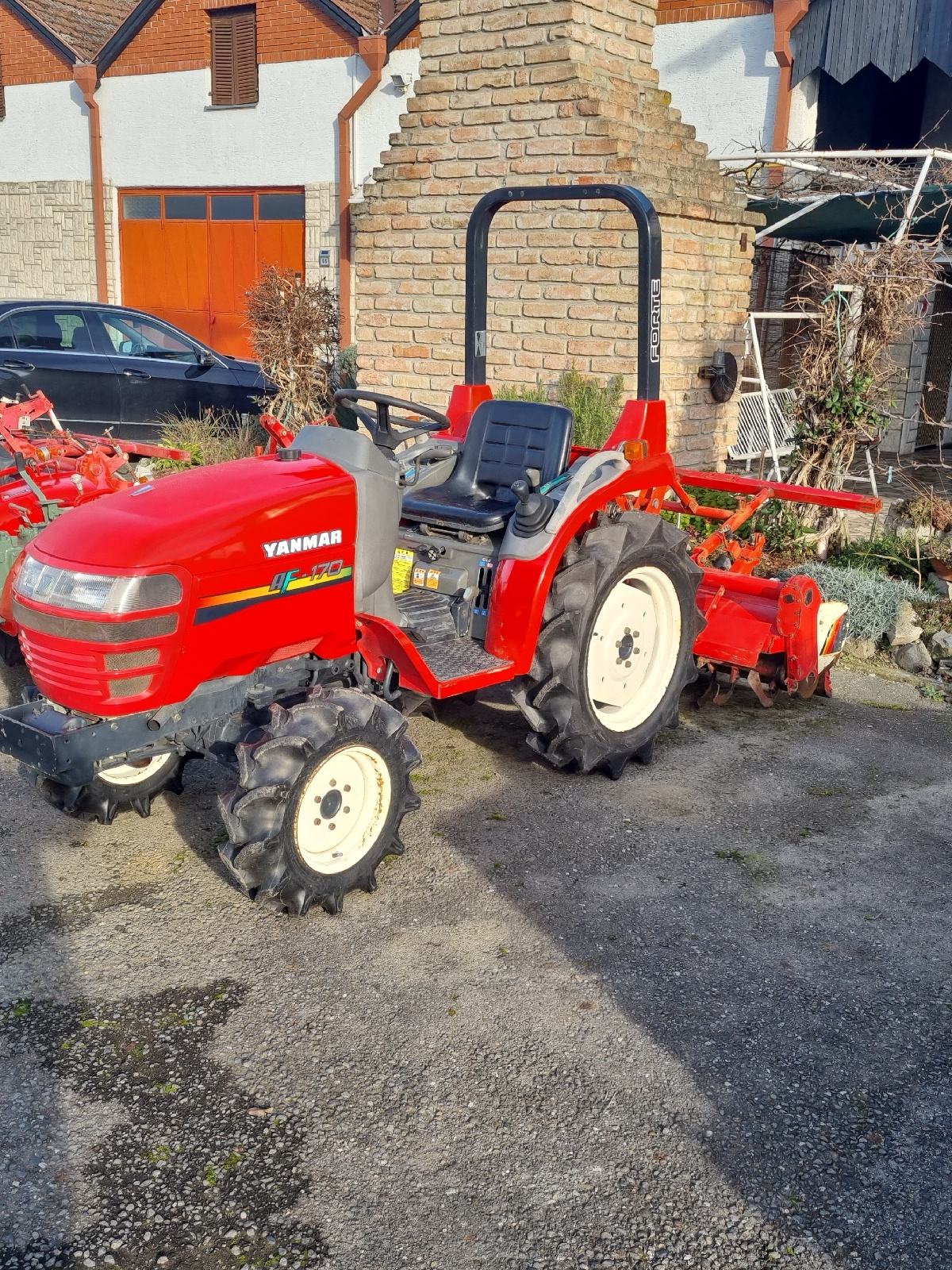 TRAKTOR YANMAR AF 170