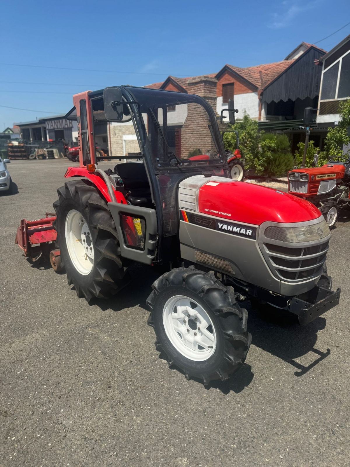 TRAKTOR YANMAR RS 27