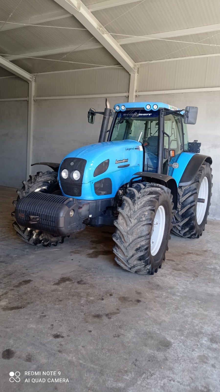 Traktori LANDINI LEGEND 180