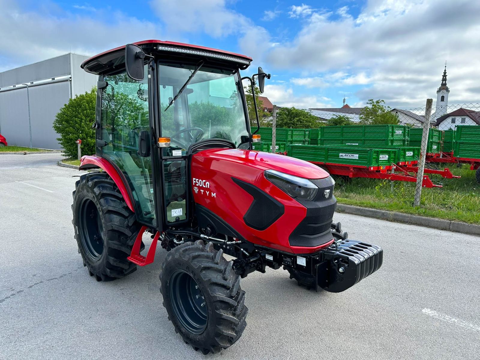 TYM Traktor F50Cn - 48hp