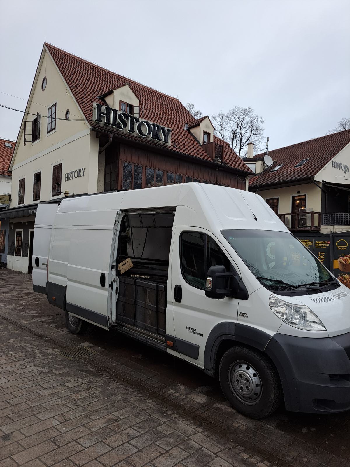 KOMBI PRIJEVOZ 095/575-2727