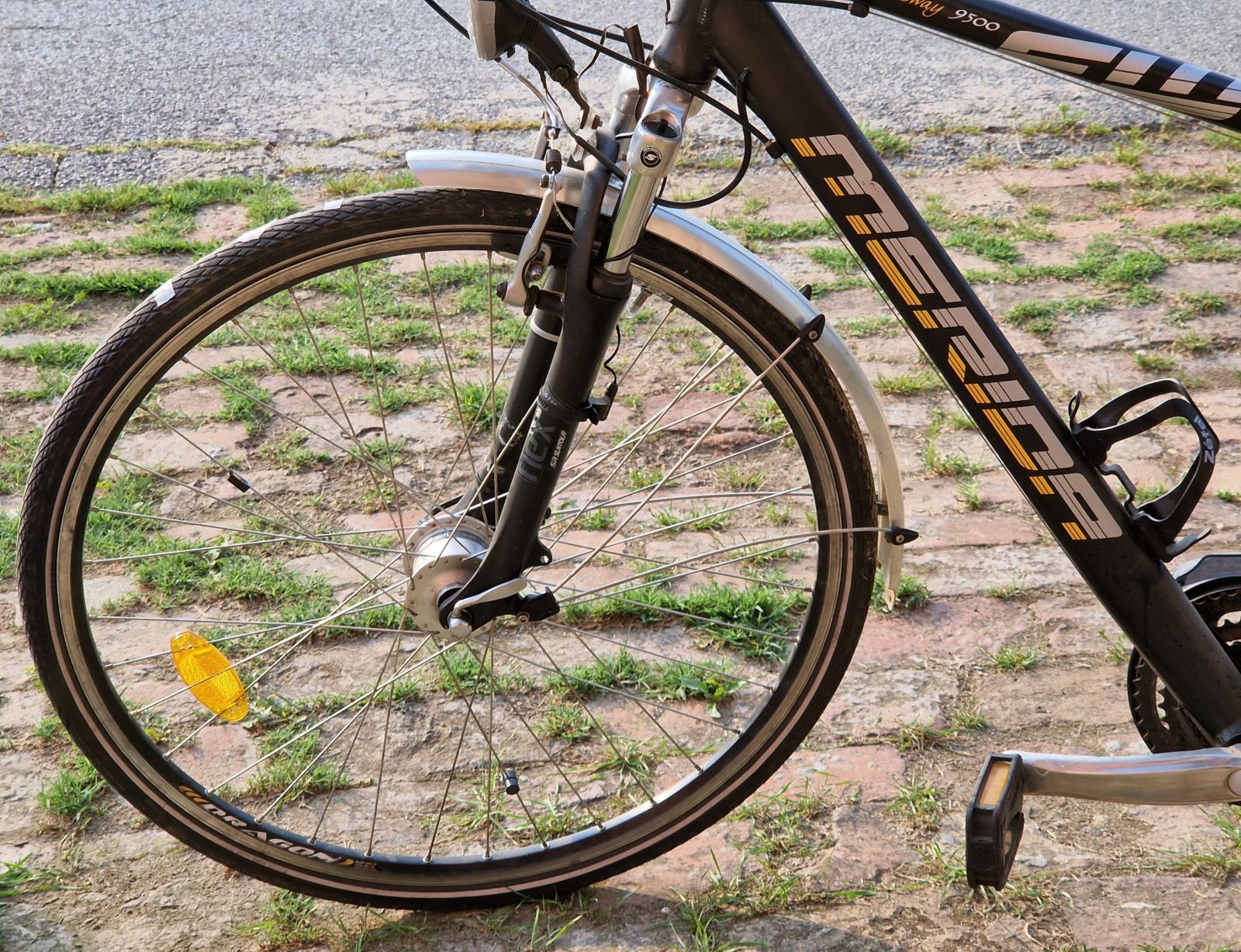 Merida Freeway 9500 trekking bicikl