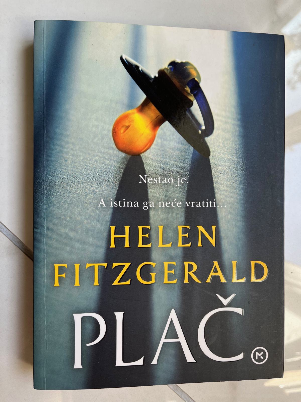 HELEN FITZGERALD, Plač