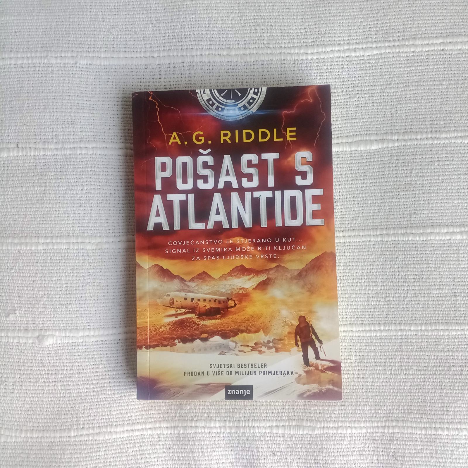 POŠAST S ATLANTIDE - Riddle