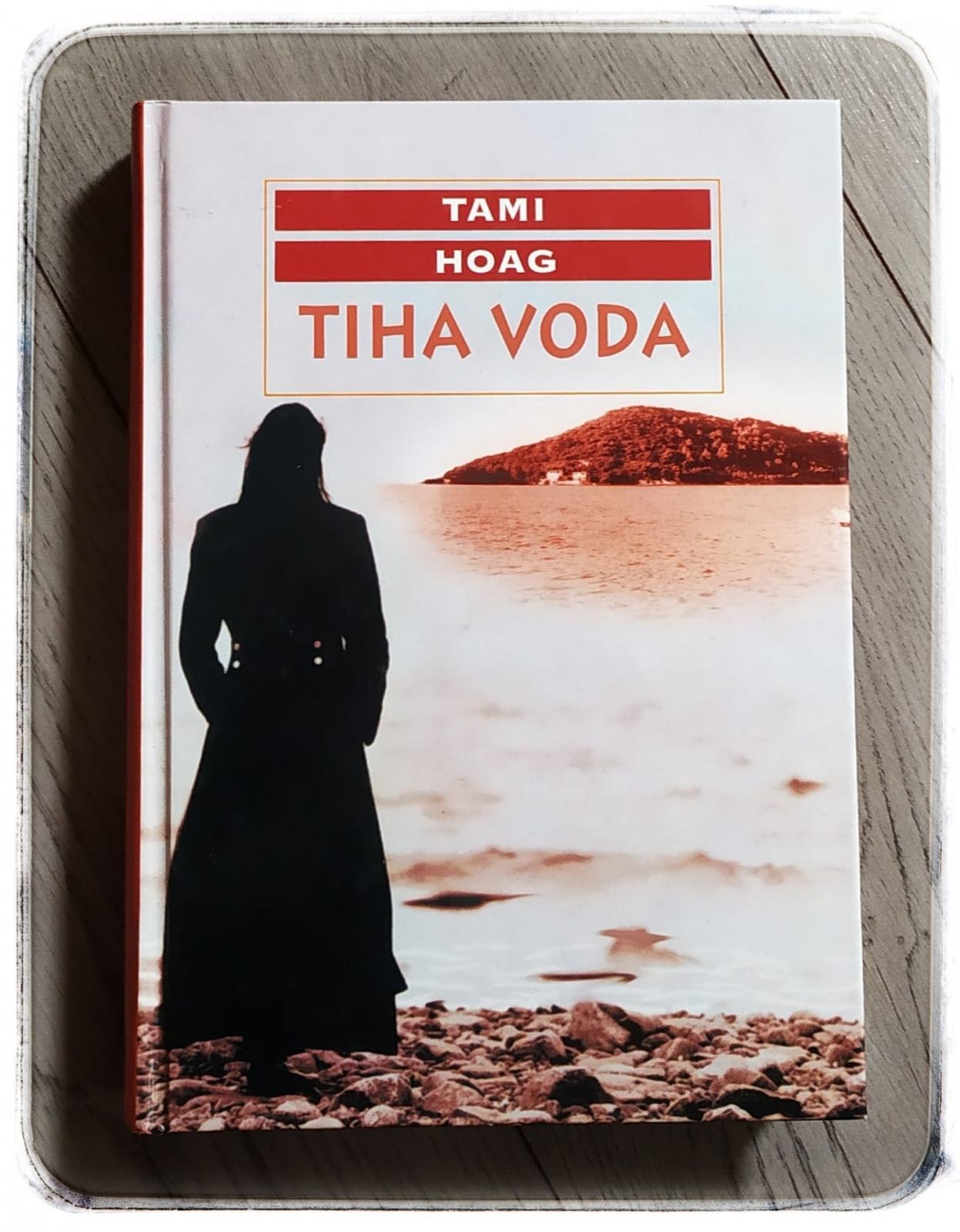 TIHA VODA Tami Hoag