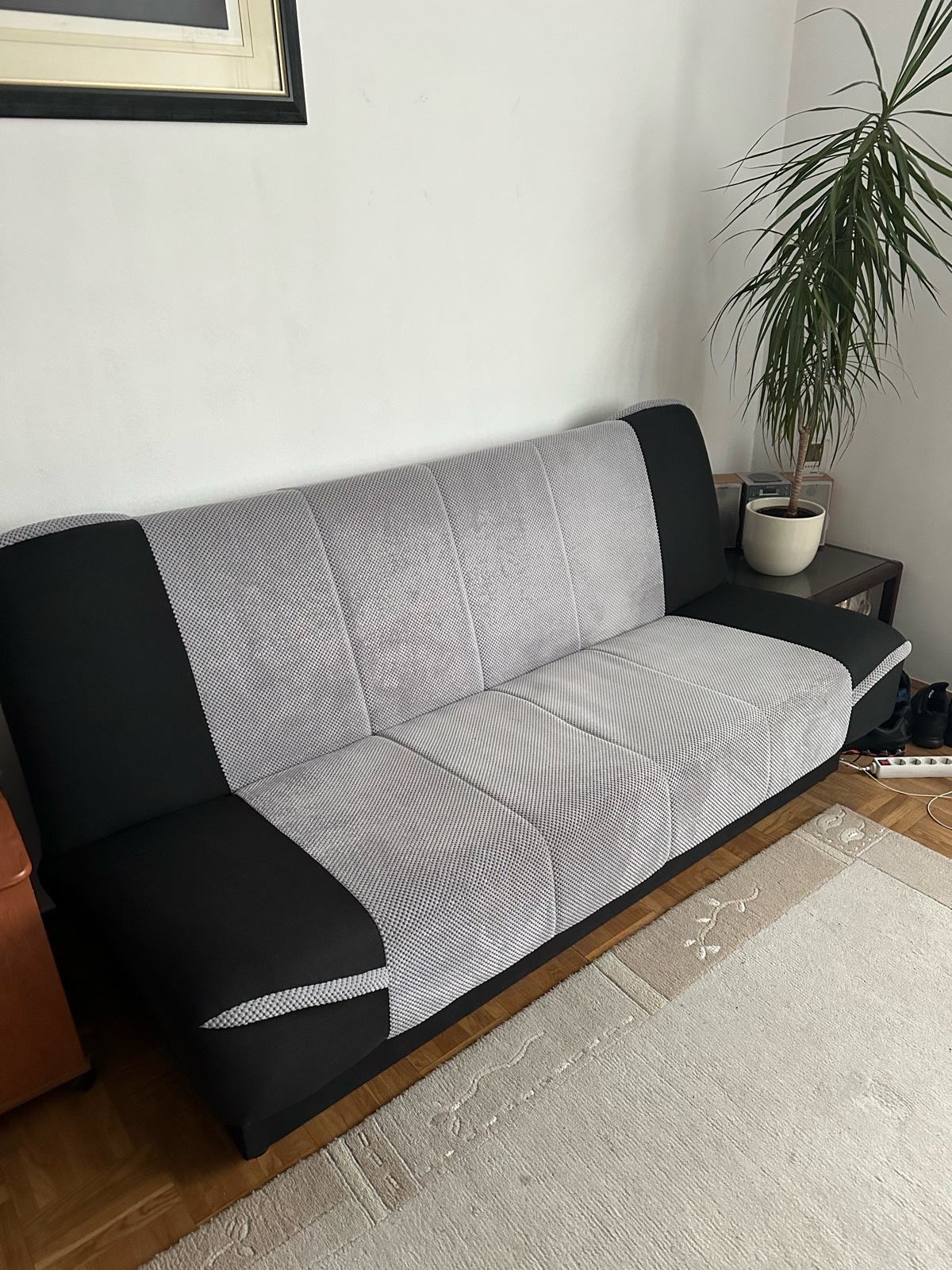 Krevet, kauč na razvlacenje