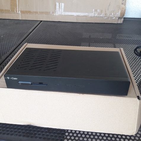 IPTV prijamnik Albis SceneGate 8000