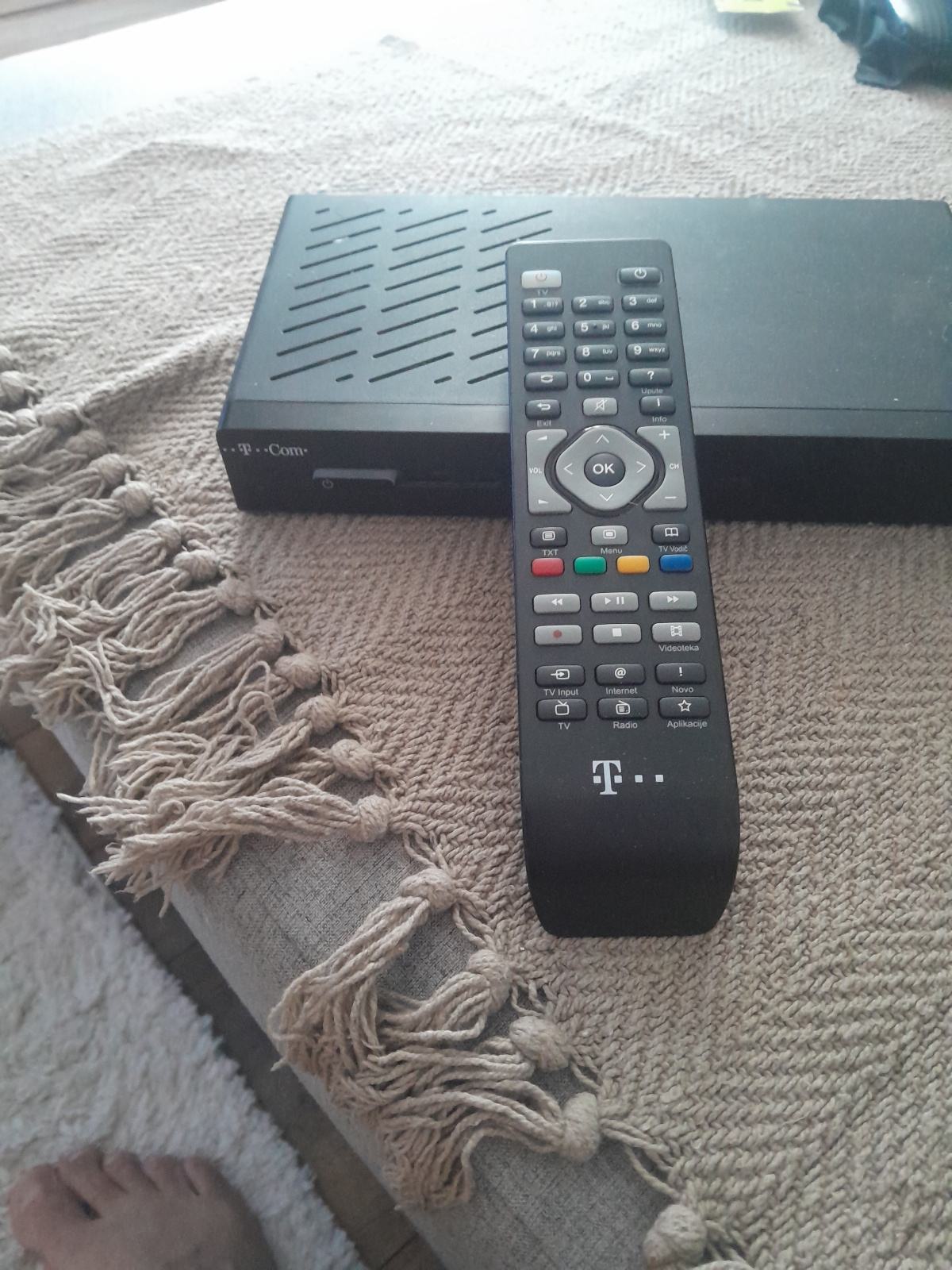 max tv daljinski i prijemnik