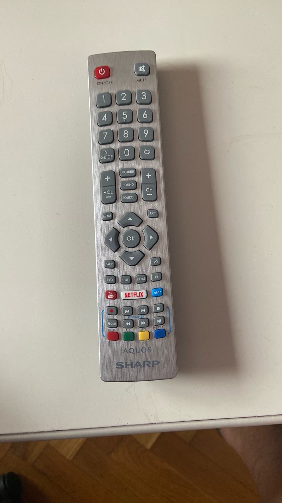 Daljinski za TV, Sharp