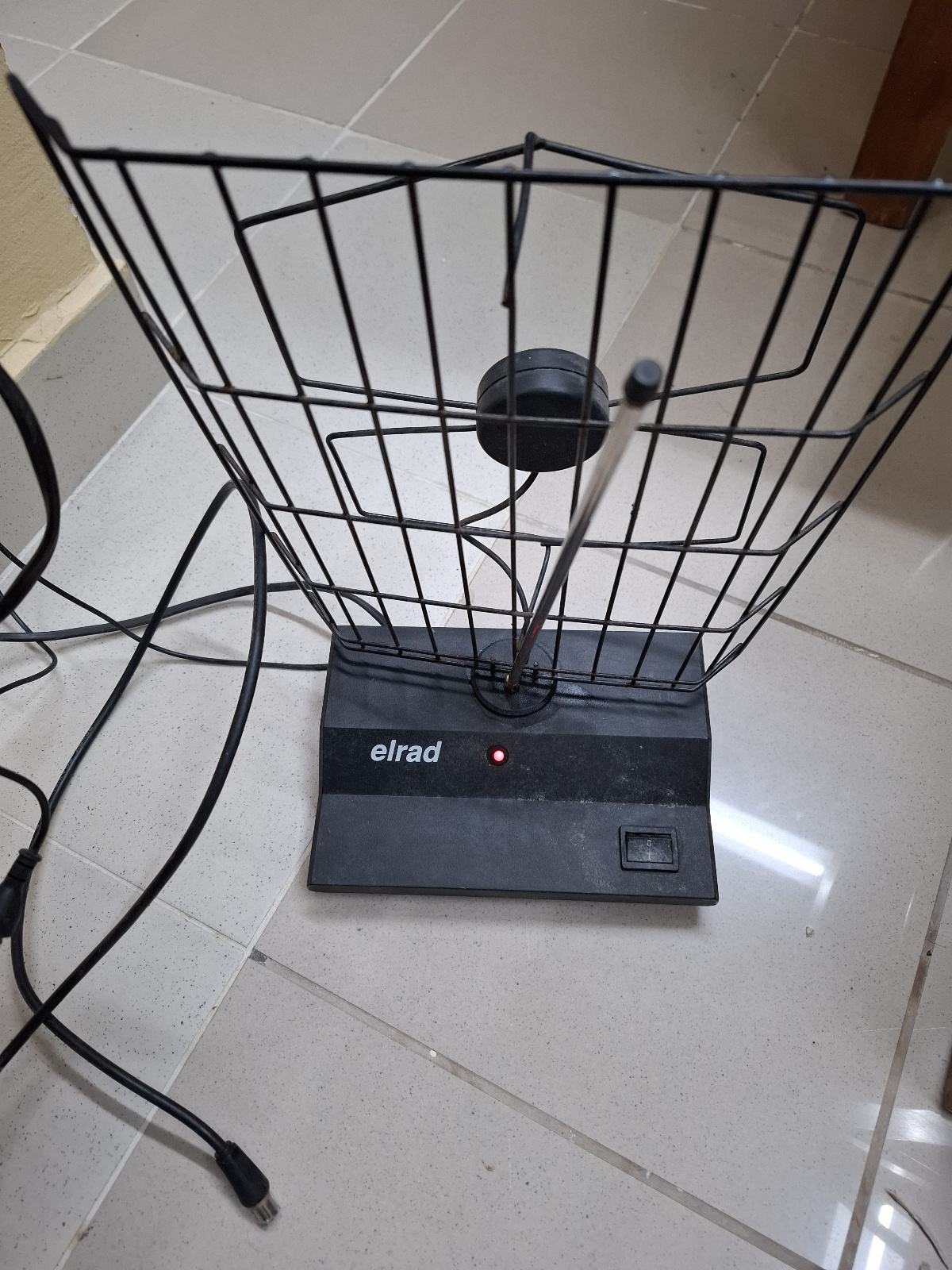 Tv. Antena sobna - Elrad