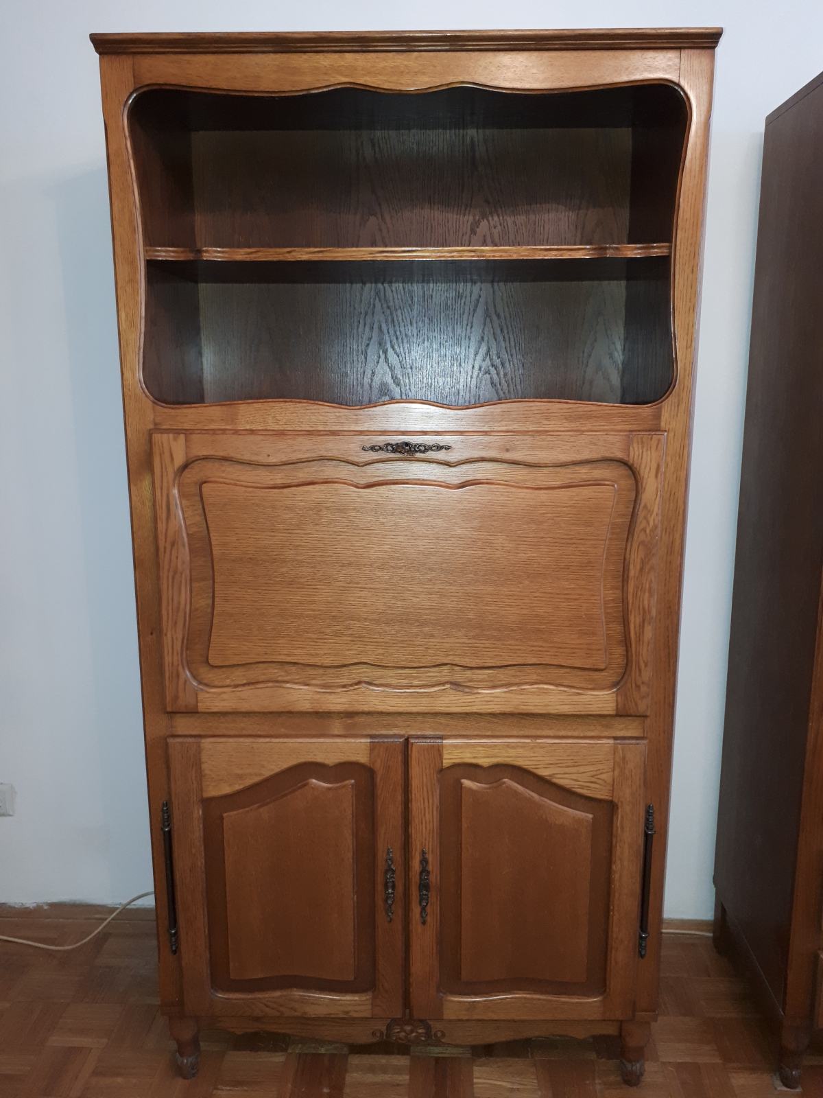 Bife za piće/boce/Regal/Ormar/Police stilski, hrastov, star 50tak god