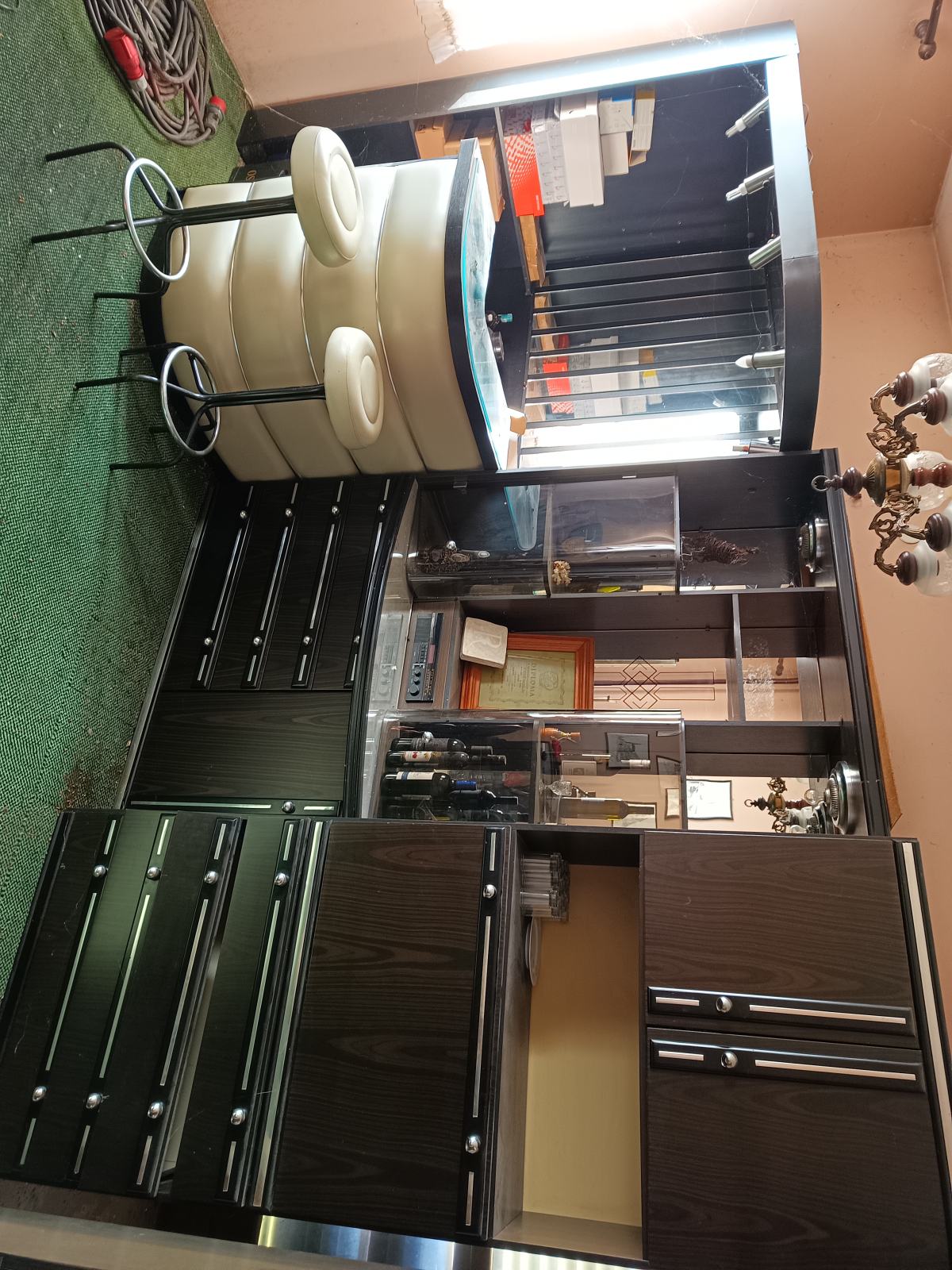 crna garnitura sank sa 3 ormara retko