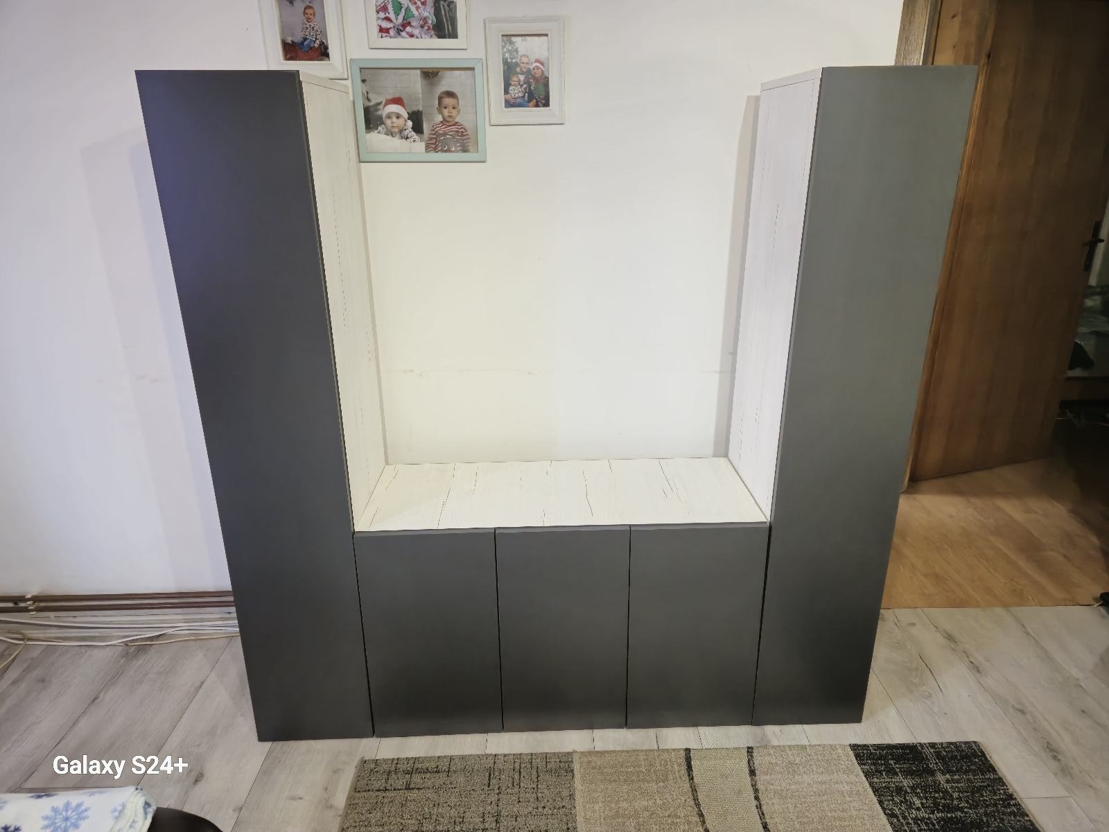 Komoda i 2 visoka ormara