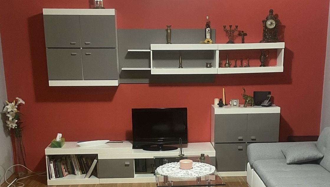 Set za dnevni boravak - vetrina