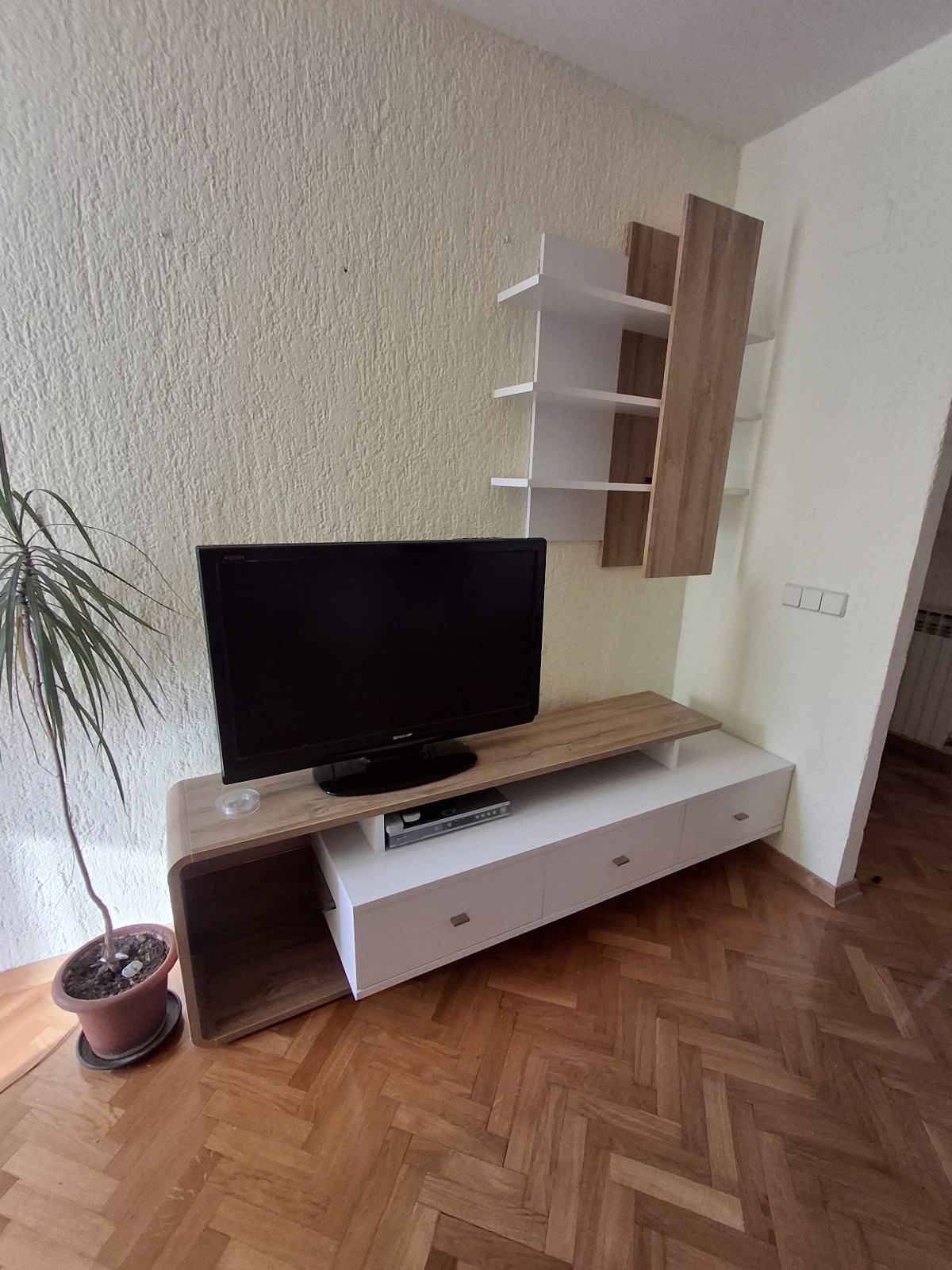 Set namještaja za dnevni boravak