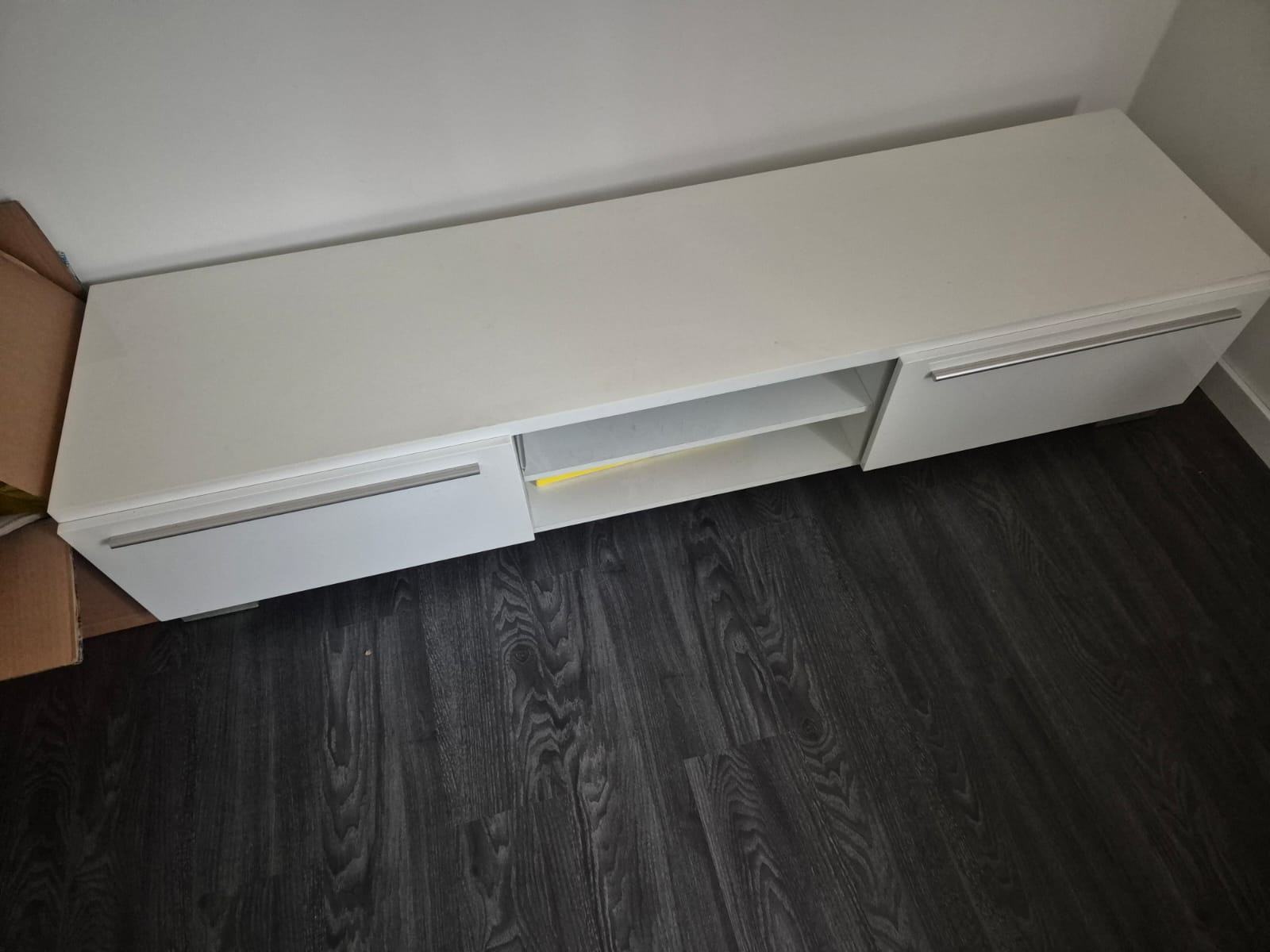 Tv ormaric iz jyska kao novi