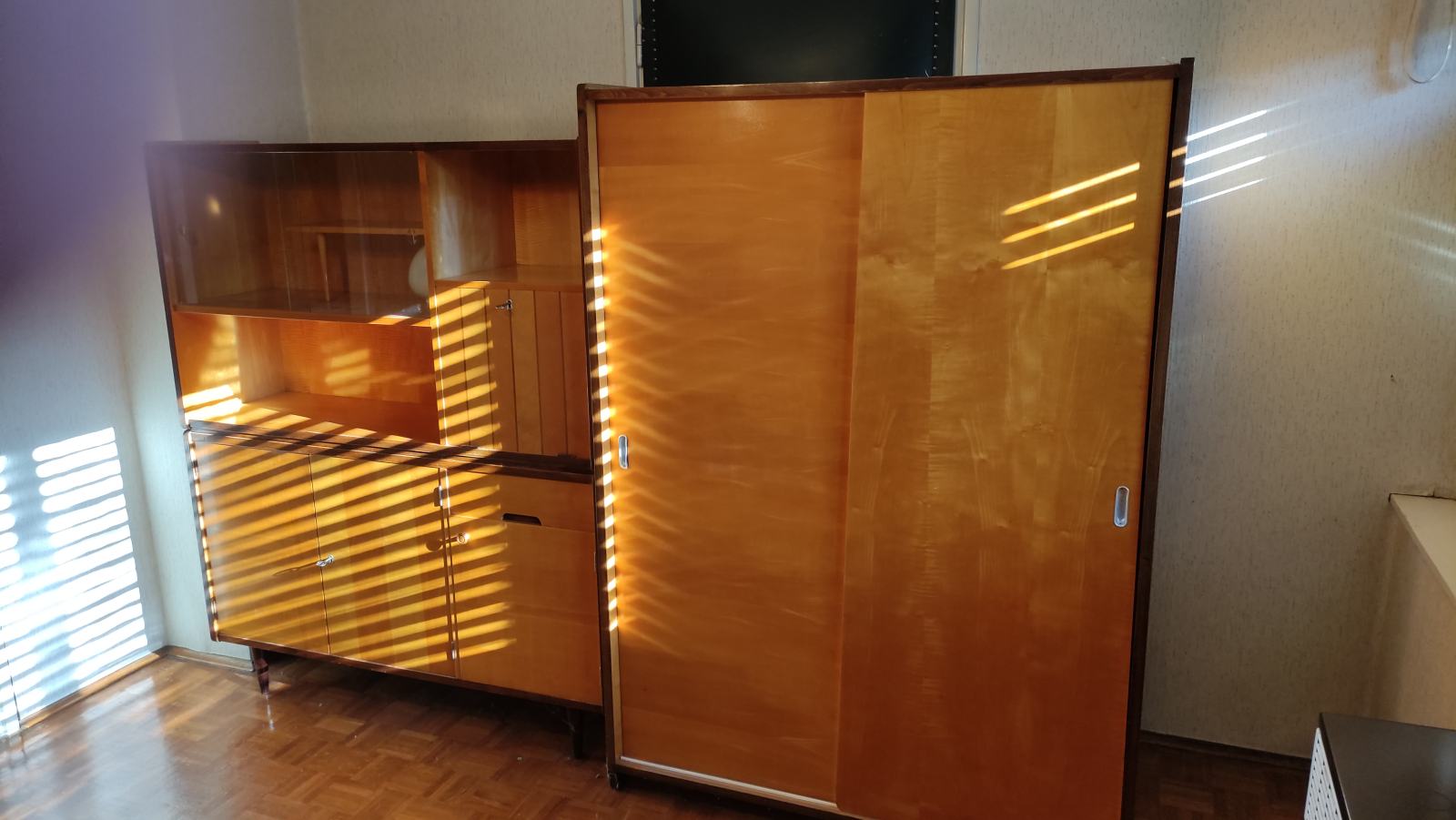 vrhunski sačuvan namještaj