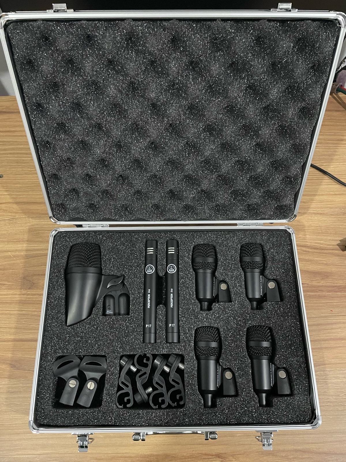 AKG mic drum set