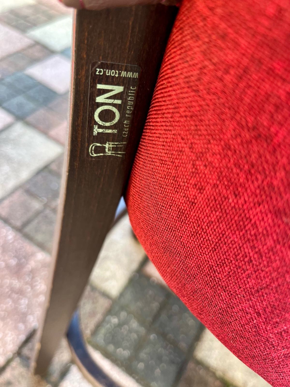 Stolice “TON” niske i visoke