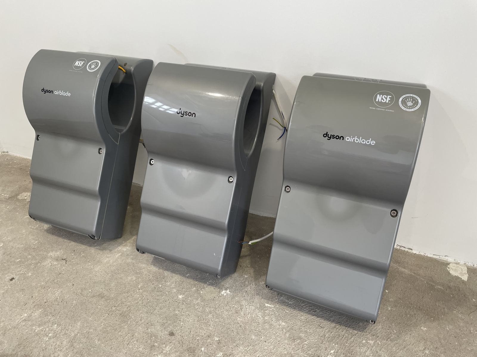 Dyson airblade db