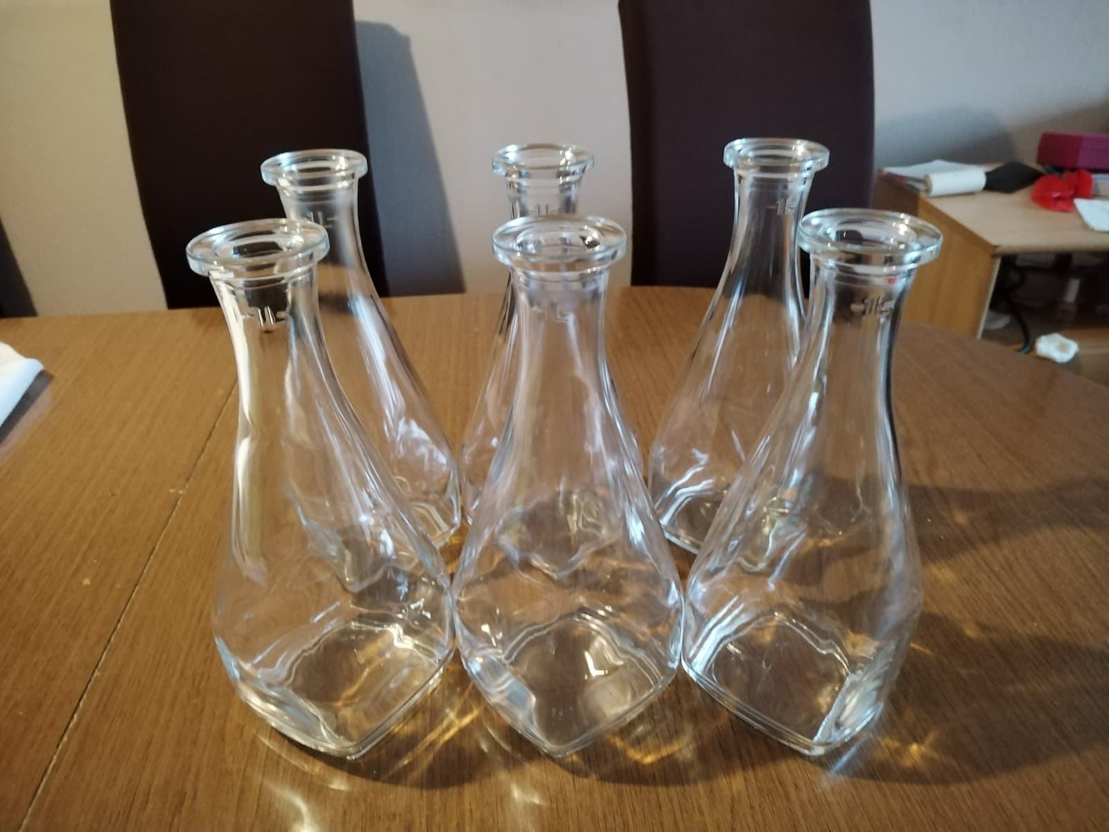 Stakleni bokali/karafe za vino/vodu/ostalo 1 L