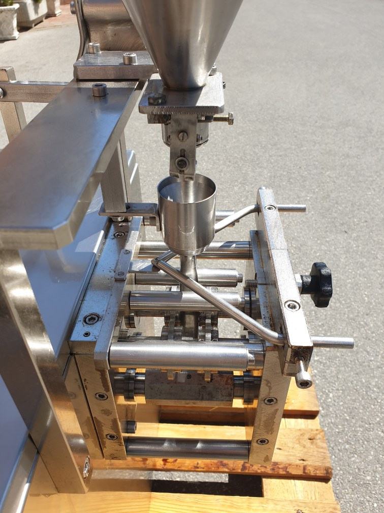 Stroj za pakiranje šećera