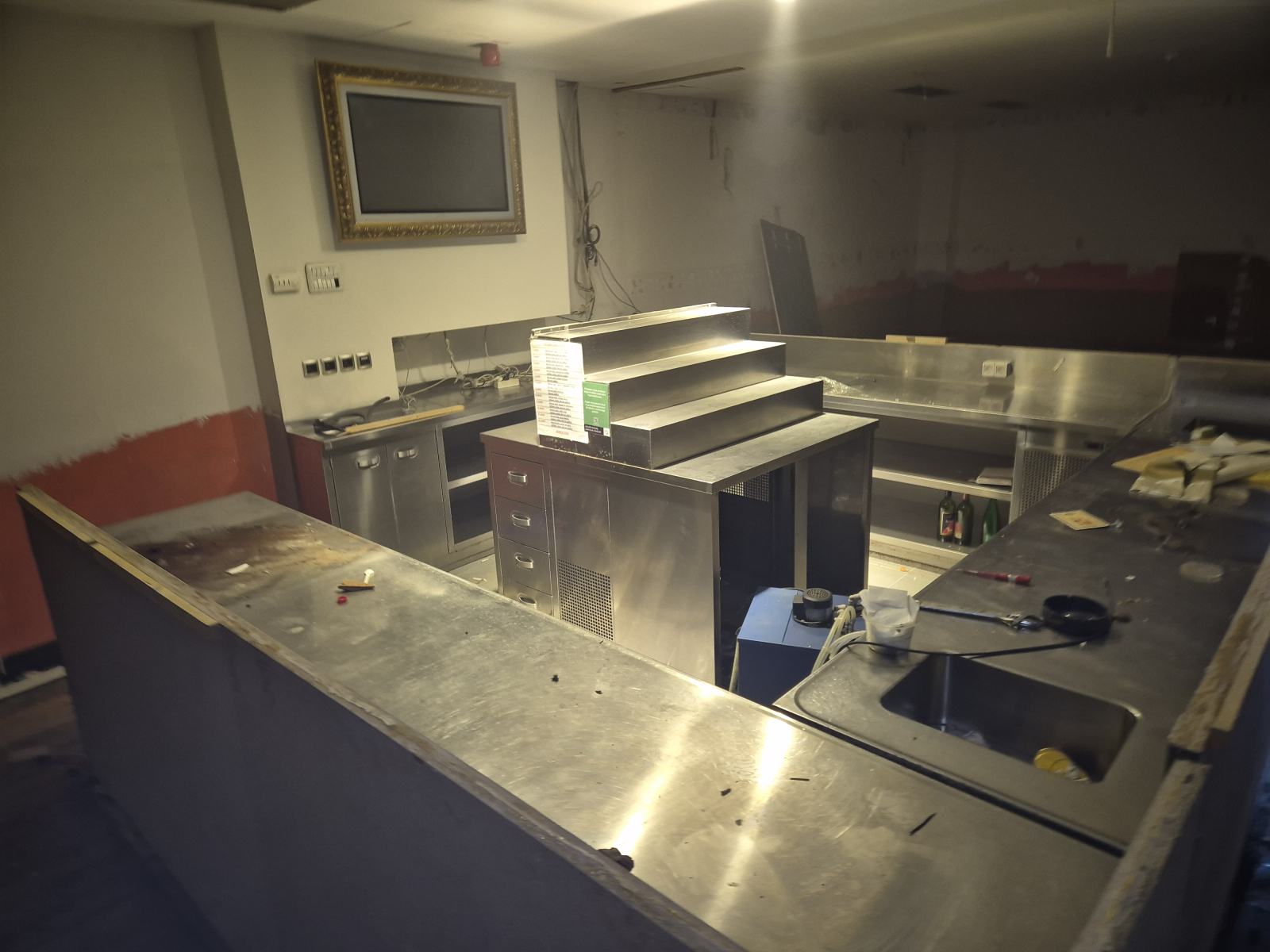 Ugostiteljski bar, šank, retro pult