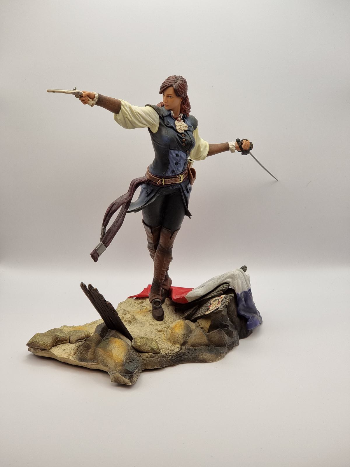 Assassins Creed: Unity - Elise:The Fiery Templar - Collectors Figura