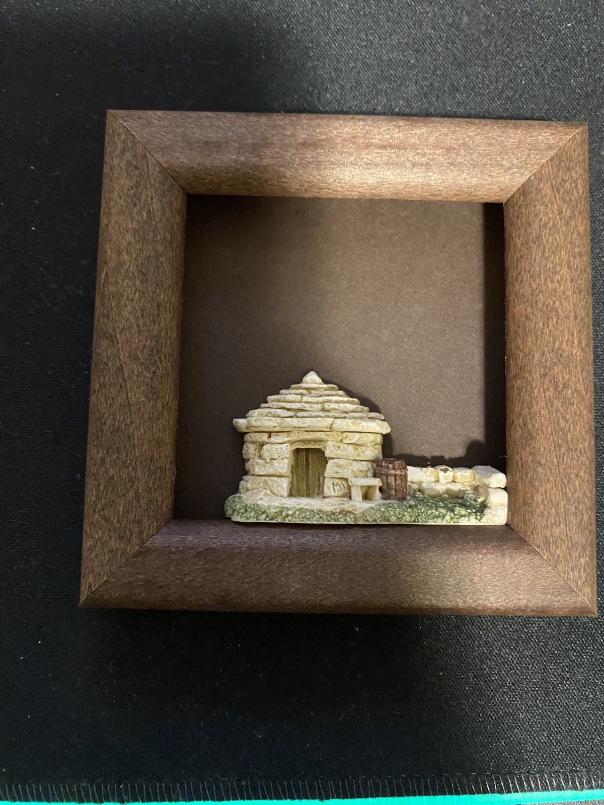 Mini slika kamena kučica