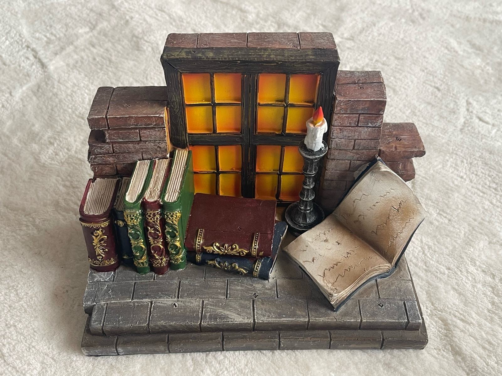 Ukras The Witches Litter Display Stand + poklon