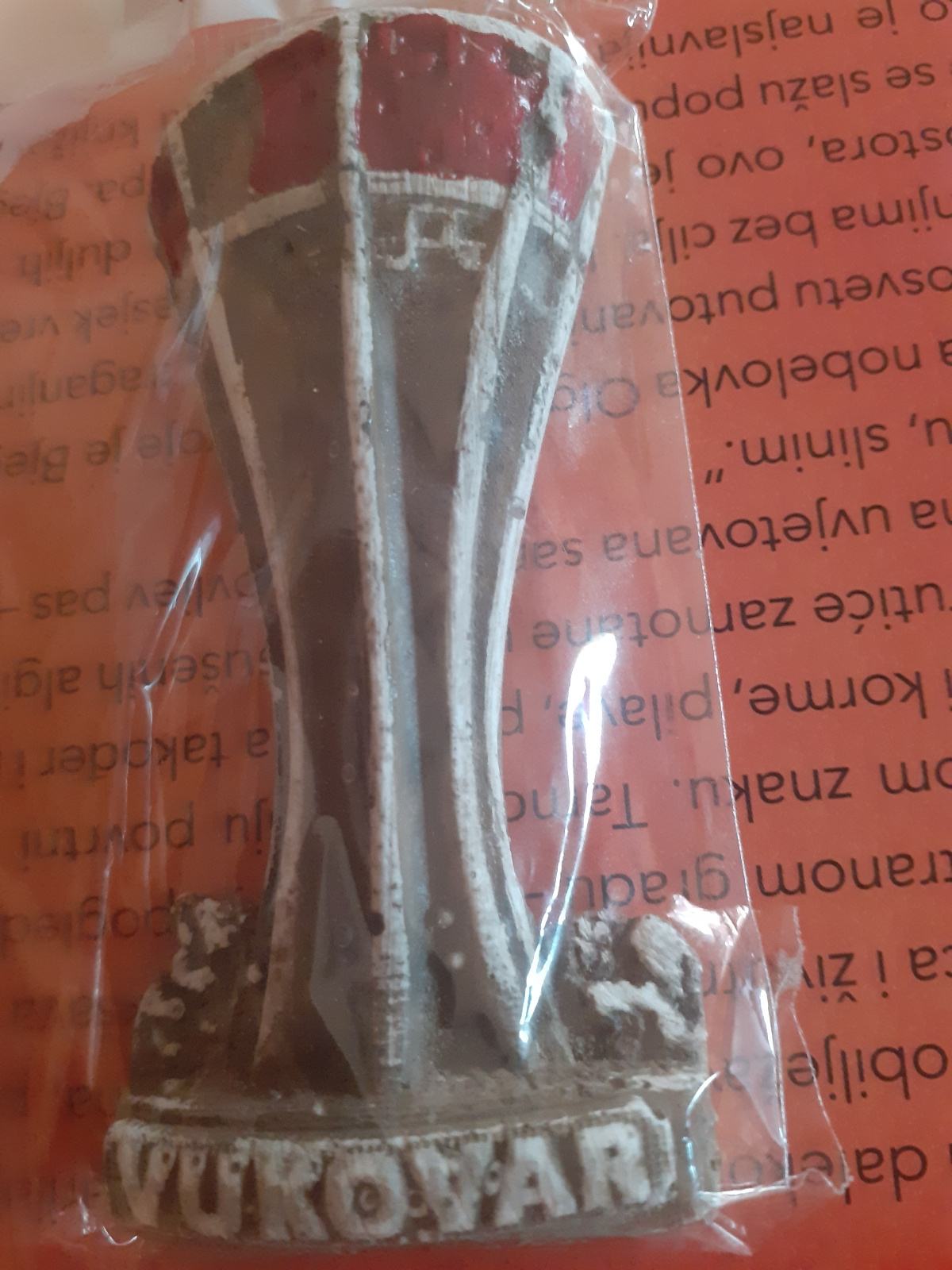 Vukovarski vodotoranj -figurica sa magnetom